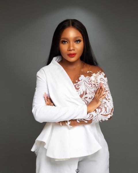 "Nigerian Idol" Season 6 Last Girl Standing, Akunna Sparkles in New ...