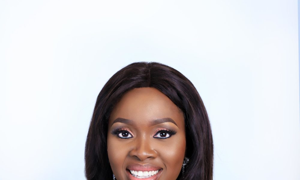 Ariyike Akinbobola: My "Welcome to Canada" Experience & A Book ...