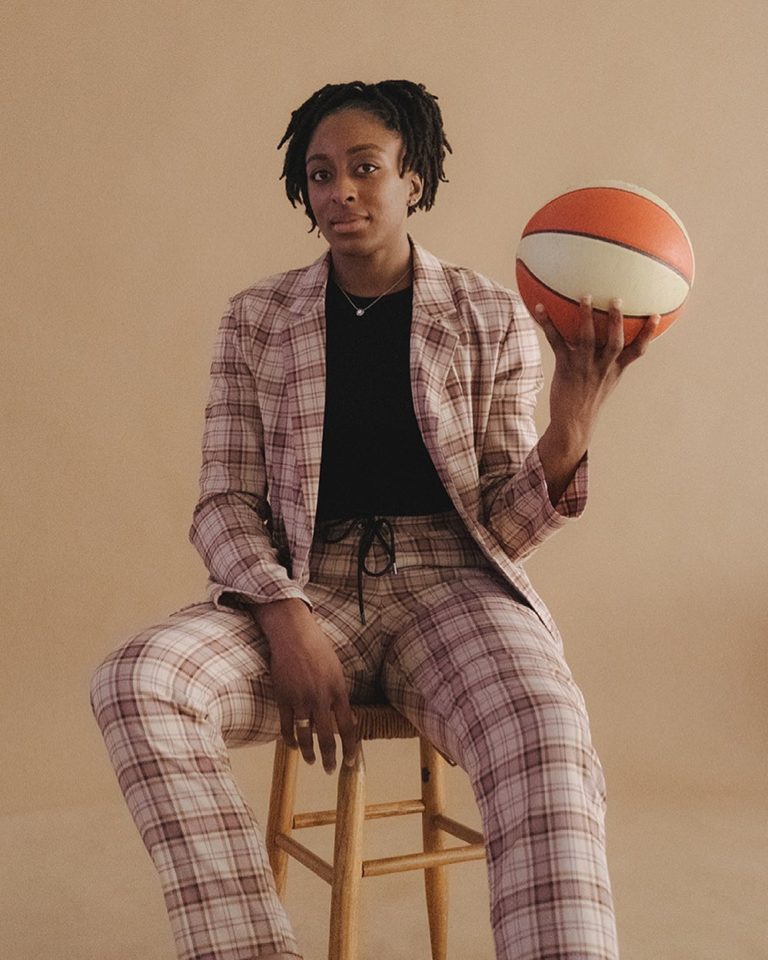 WNBA Player Nneka Ogwumike is This Year's Kim Perrot Sportsmanship ...