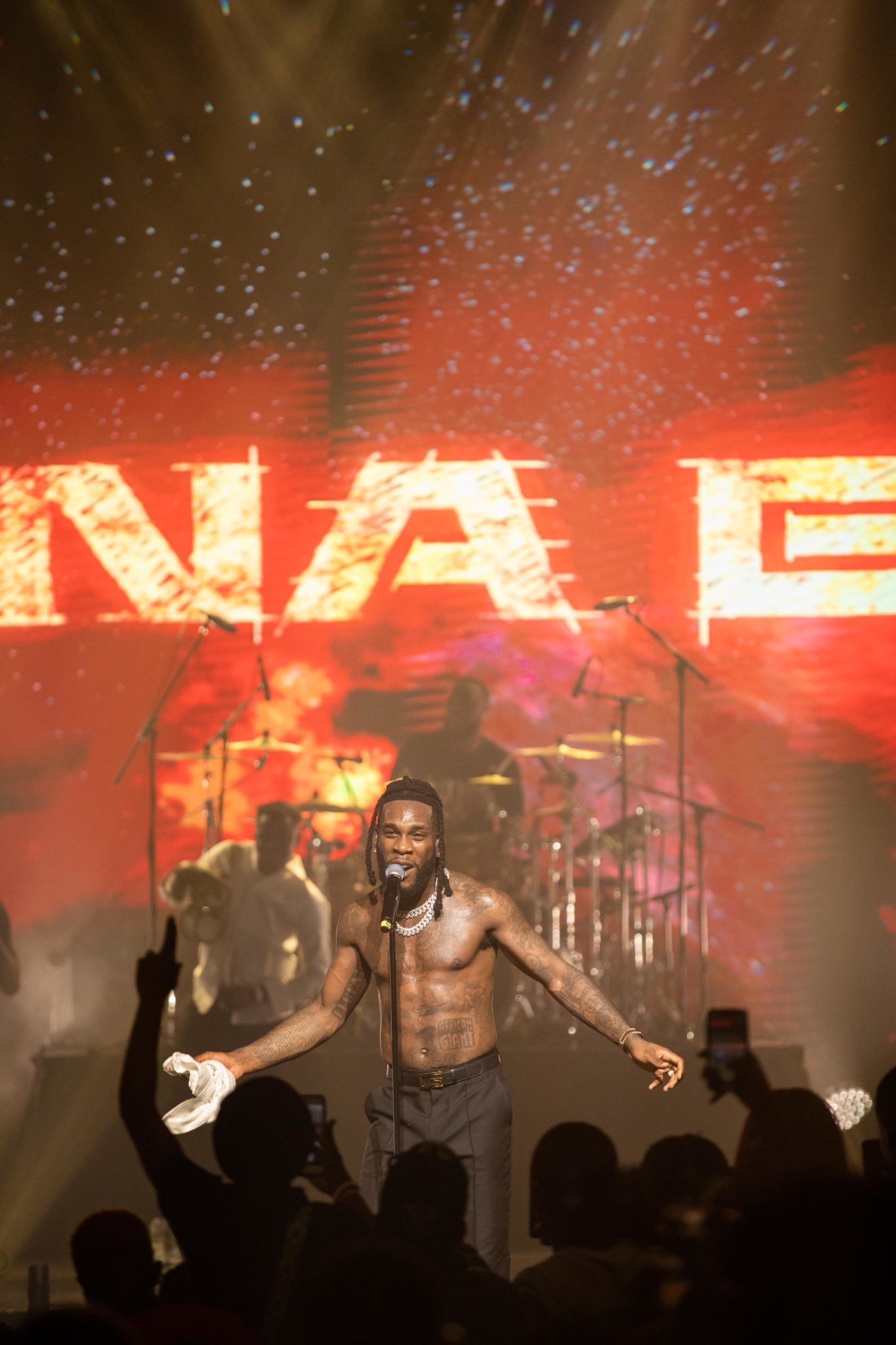 From "Twice As Tall" to "African Giant", Burna Boy The Live Experience ...