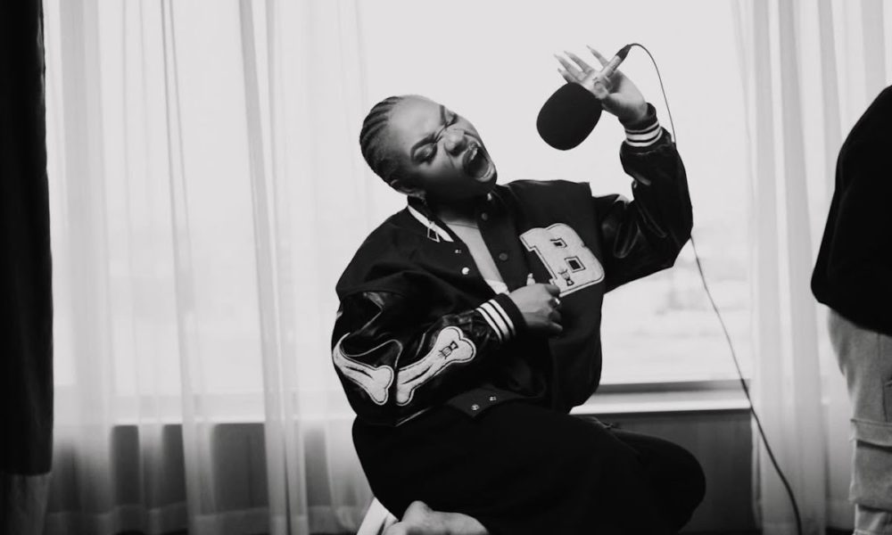 Fave's Live Performance of "Baby Riddim" Is Delightful to the Ear ...