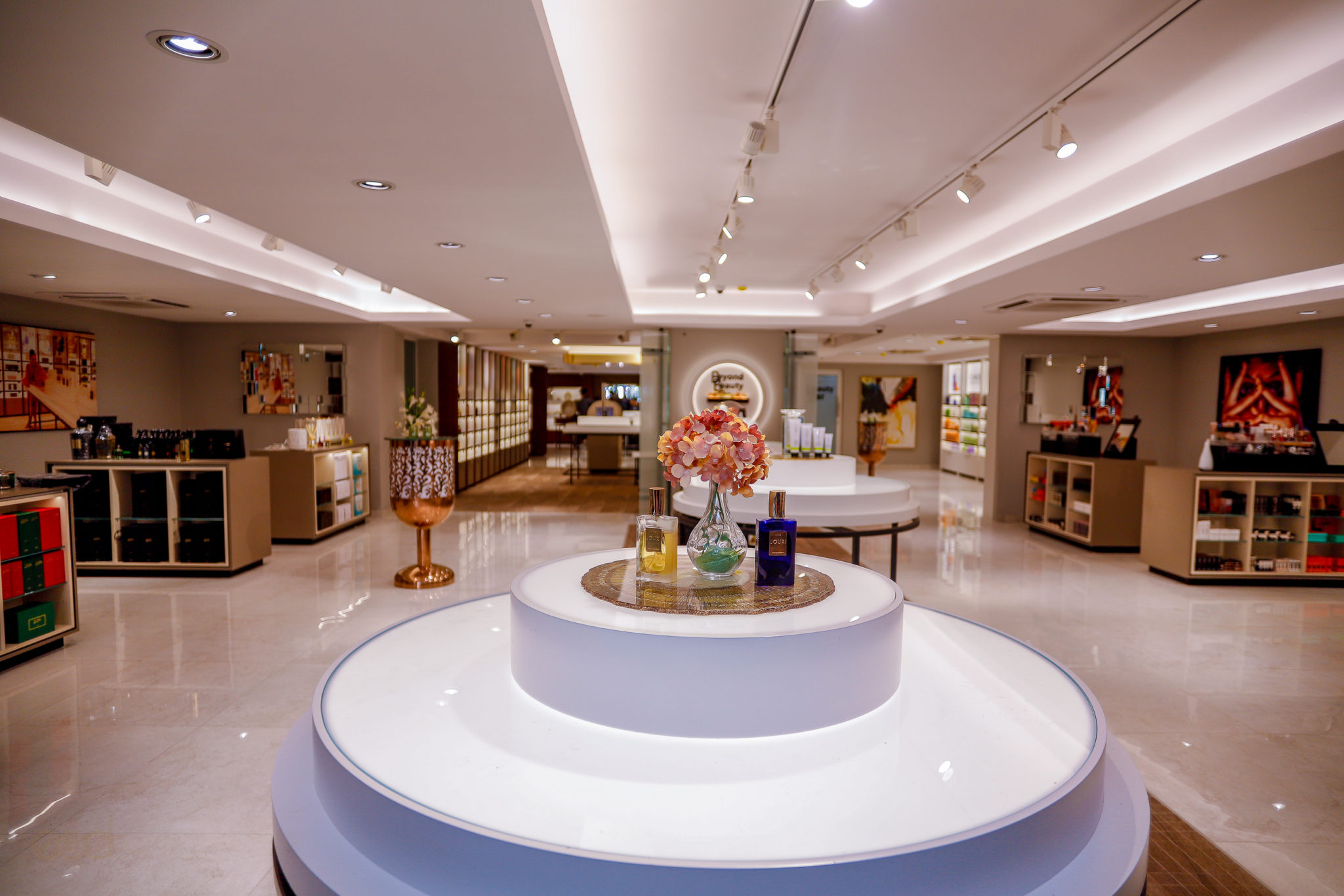 RJ4 Launches in Lagos & is Set to Redefine Luxury Retailing and ...