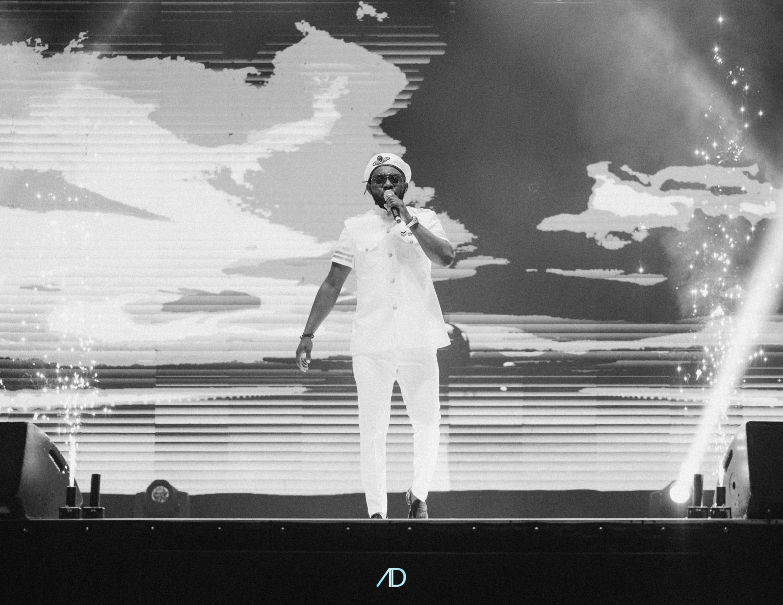 All the Photos! Liquorose, Davido, Whitemoney, P-Square & More at the ...