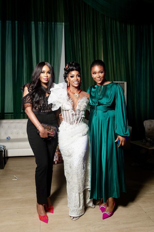 Agunze Chib Ikokwu Foundation launches Book "Learning About Ndi Igbo ...