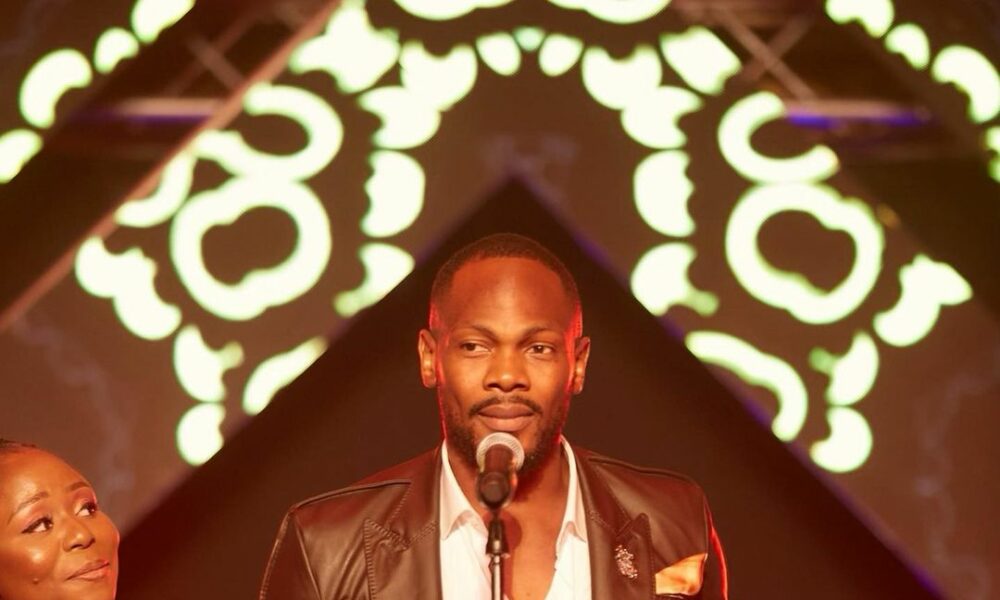 Daniel Etim Effiong wins Best Actor at the AFRIFF Globe Awards | BellaNaija