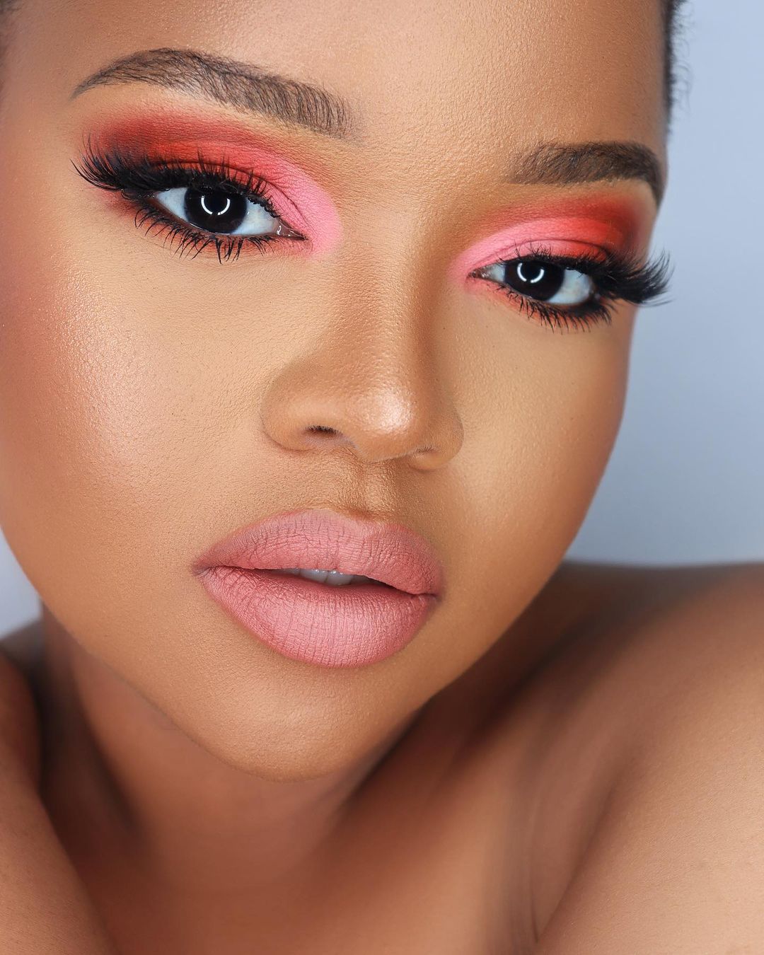 7 Festive Makeup Looks to Try Out This Holiday Season – You’re Welcome ...