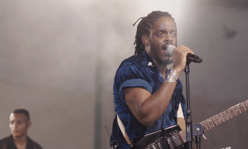 Watch Tomi Thomas' Rockstar Performance of "Hurricane" from "The ...