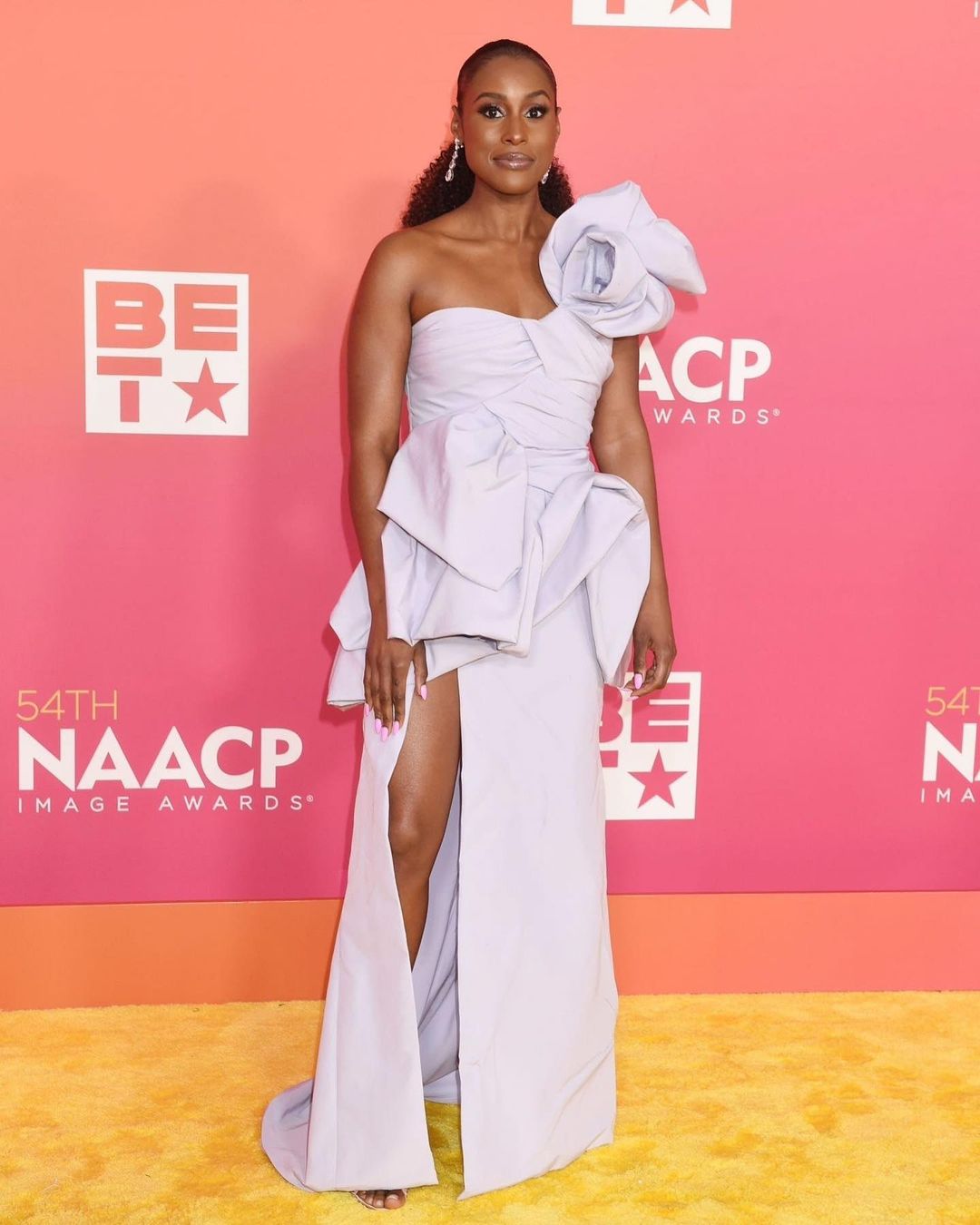 BN Style Spotlight: Issa Rae Pops in Lavender at the 54th NAACP Image ...