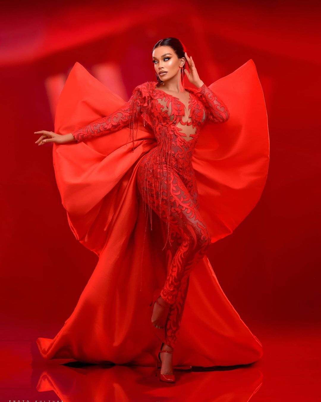 Pearl Thusi Wore 5 Stunning Outfits To Host The Soundcity MVP Awards ...