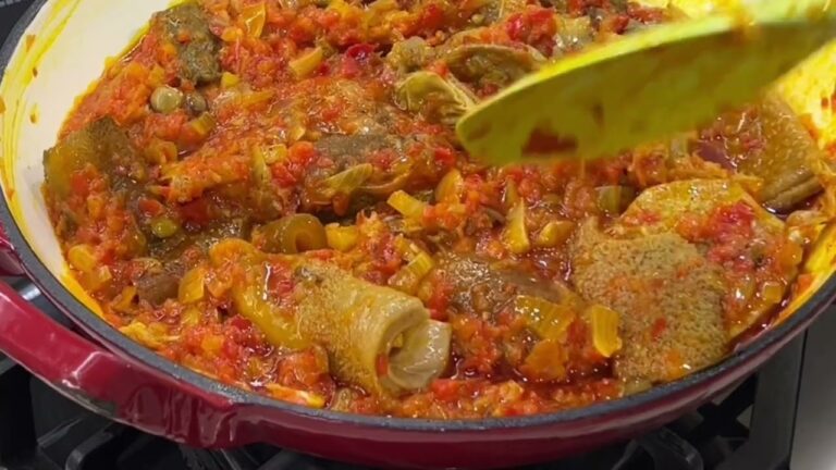 This Ugwu & Uziza Vegetable Sauce by Dolapo Grey is Perfect for Sunday Lunch | BellaNaija