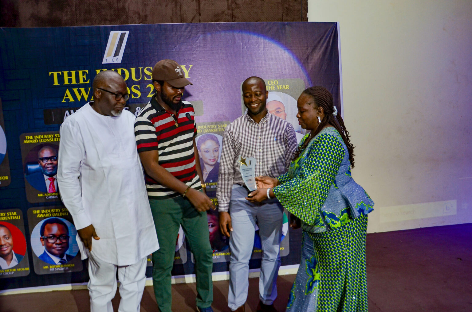 Regal Deluxe Dry Gin Makes Branding Statement as Seaman's Schnapps ...