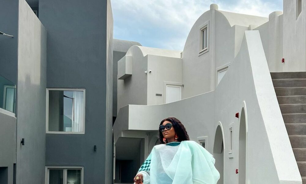 Spotted: Adaeze Onah Rocks The Elegant Agbada Drape Top From Ejiro Amos ...