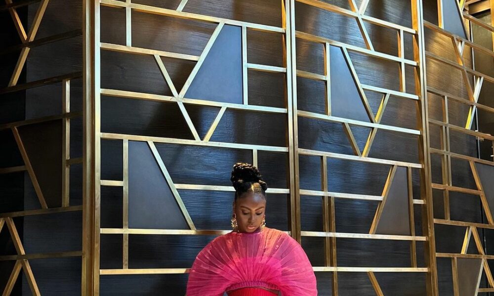 Gezelle Renée's Latest Look Definitely Deserves A Standing Ovation ...