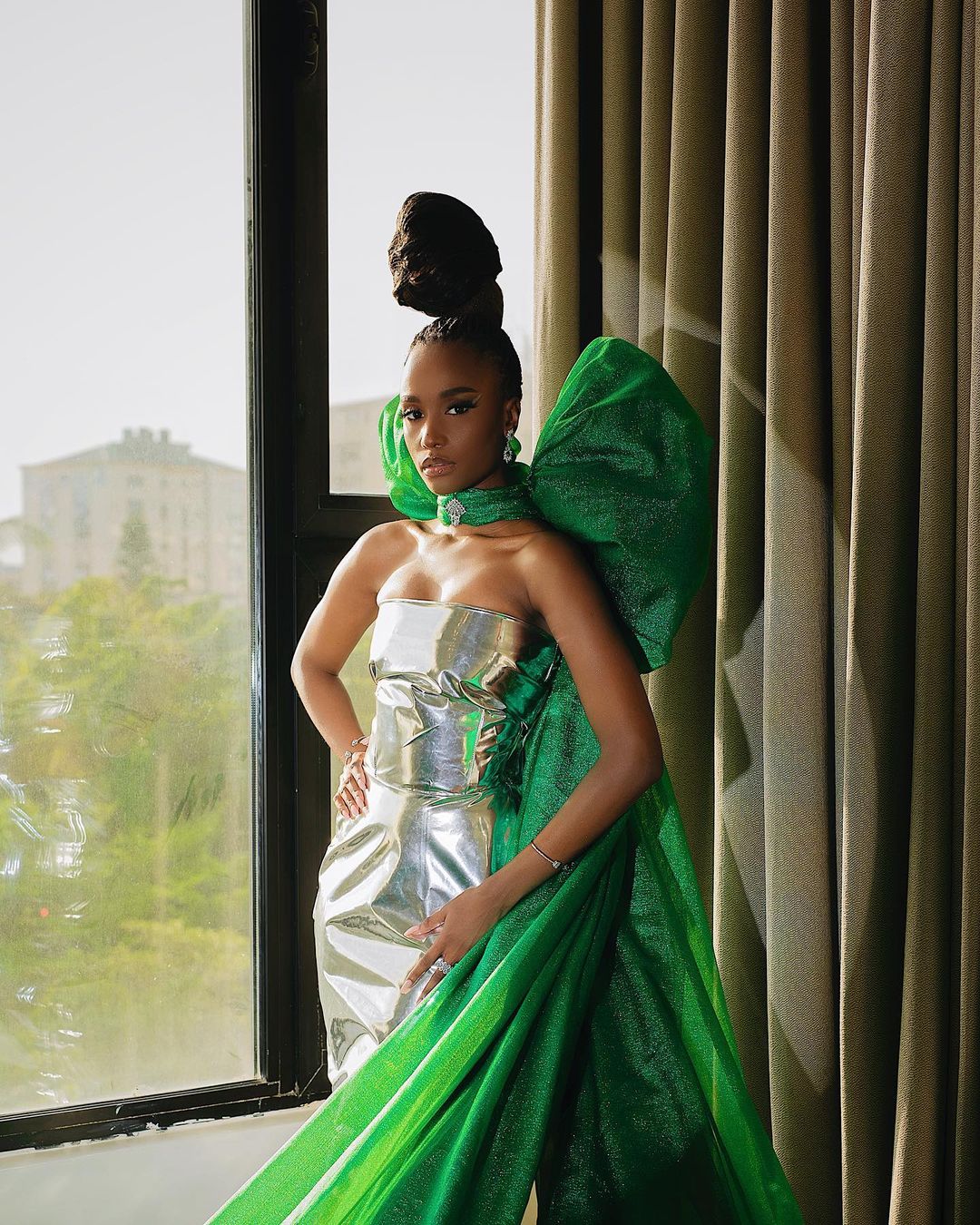 3 Outfits, 1 Slay Queen! Zozibini Tunzi was the Host with the Most for ...