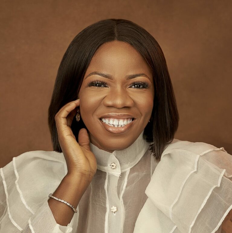 AsoEbiBella.com presents – Aso Ebi Style We Love -Vol. 429 | BellaNaija