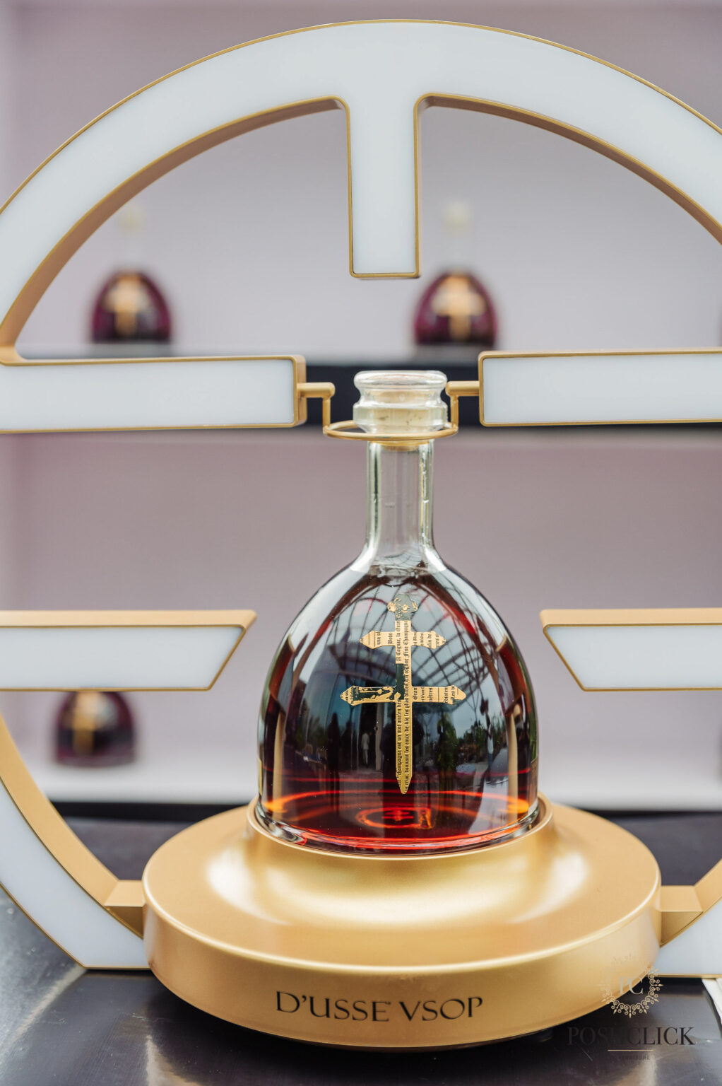 D’USSE cognac Hosts Global Ambassador to an Exquisite Cocktail ...