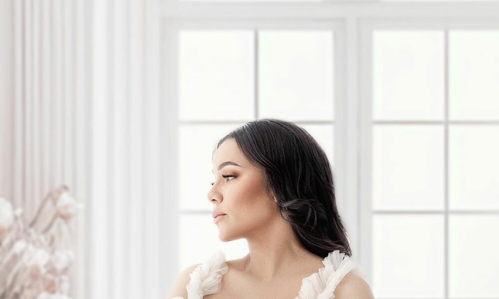 Maria Chike is Bumpin' & Glowing in These Maternity Photos ️ | BellaNaija