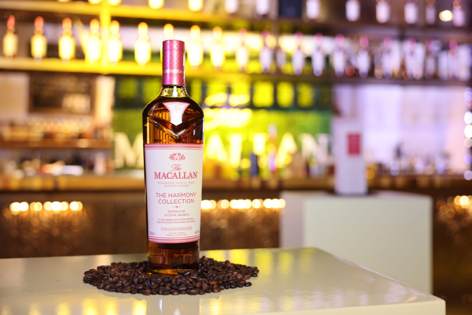 Unveiling the Glamorous Looks From The Macallan Harmony Collection ...