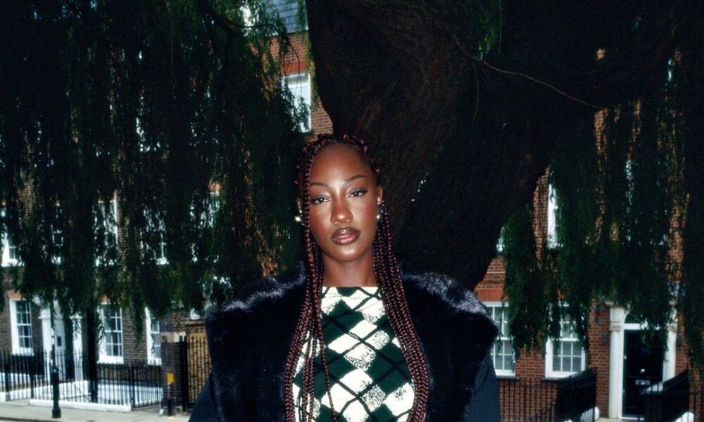 TikTok’s “London Bus Aunty” Bemi Orojuogun Stars in Burberry’s Back to ...