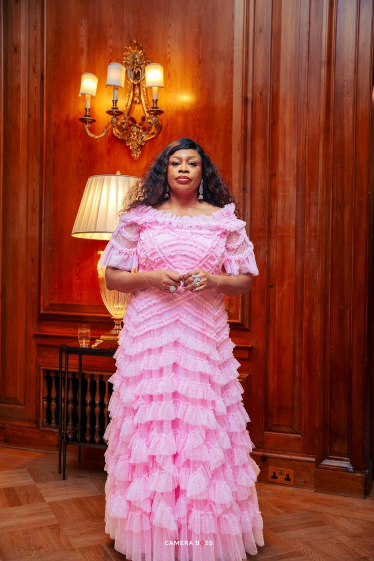 Sinach announces 'Victory Sounds' at OVO Arena Wembley during Birthday ...