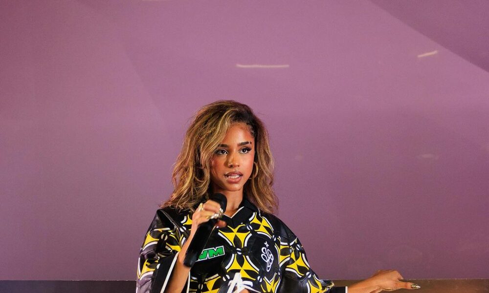 Tyla Shines with "Water" Performance at LVMH Prelude to the Olympics in ...