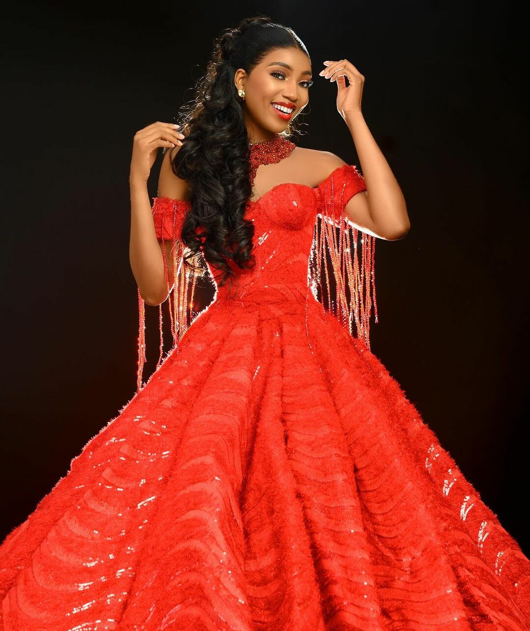 #BBNaija S9: Nelita's Anita Ukah Stunned in Red & Black for Her ...