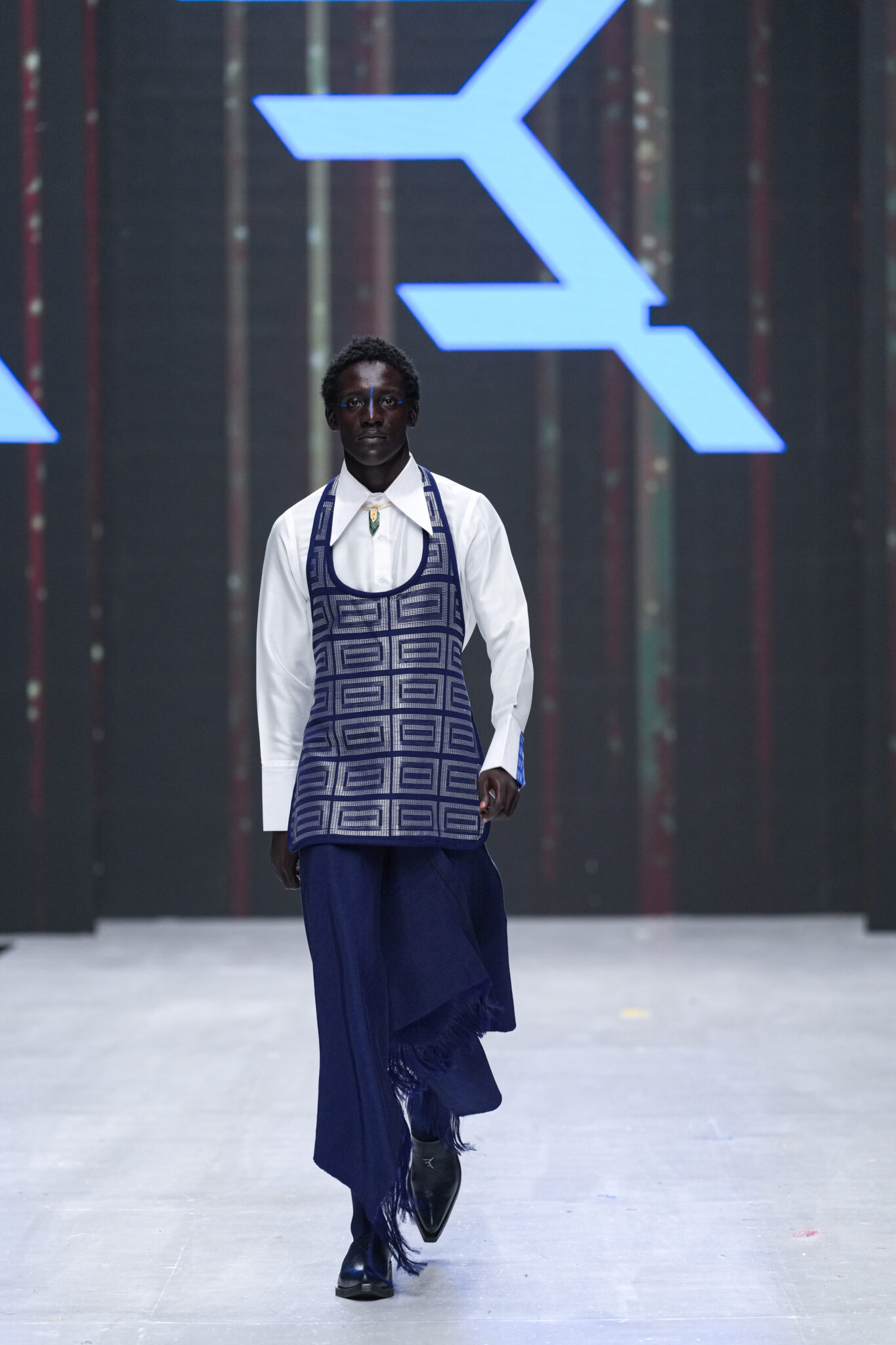 Lagos Fashion Week 2024 | See Emmy Kasbit's Collection | BellaNaija