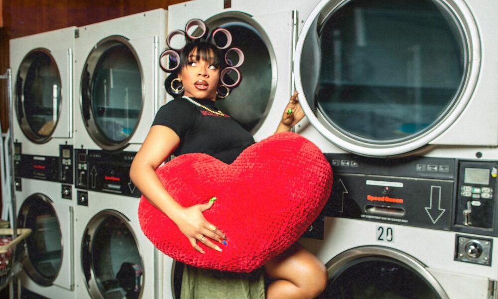 Fave Delivers an Emotionally Charged Live Perfomance of "Complicated ...