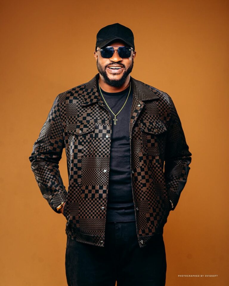 Odunlade Adekola Marks His Birthday in Cool Traditional & Modern Attire ...