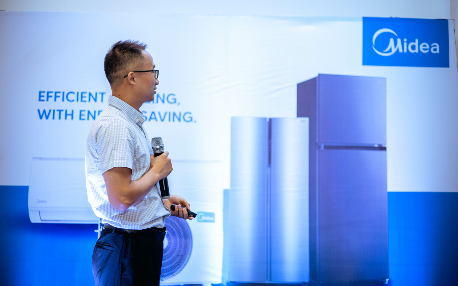 Midea Hosts Her Partners to a Dynamic Seminar, Showcasing the Advanced ...