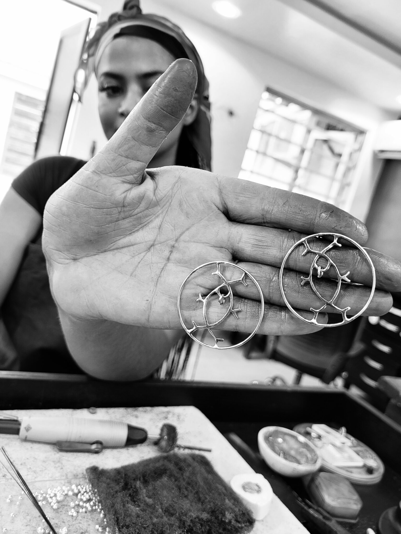 How Kelly Praise Found Her Niche With Hand-Made Jewellery in Today's ...