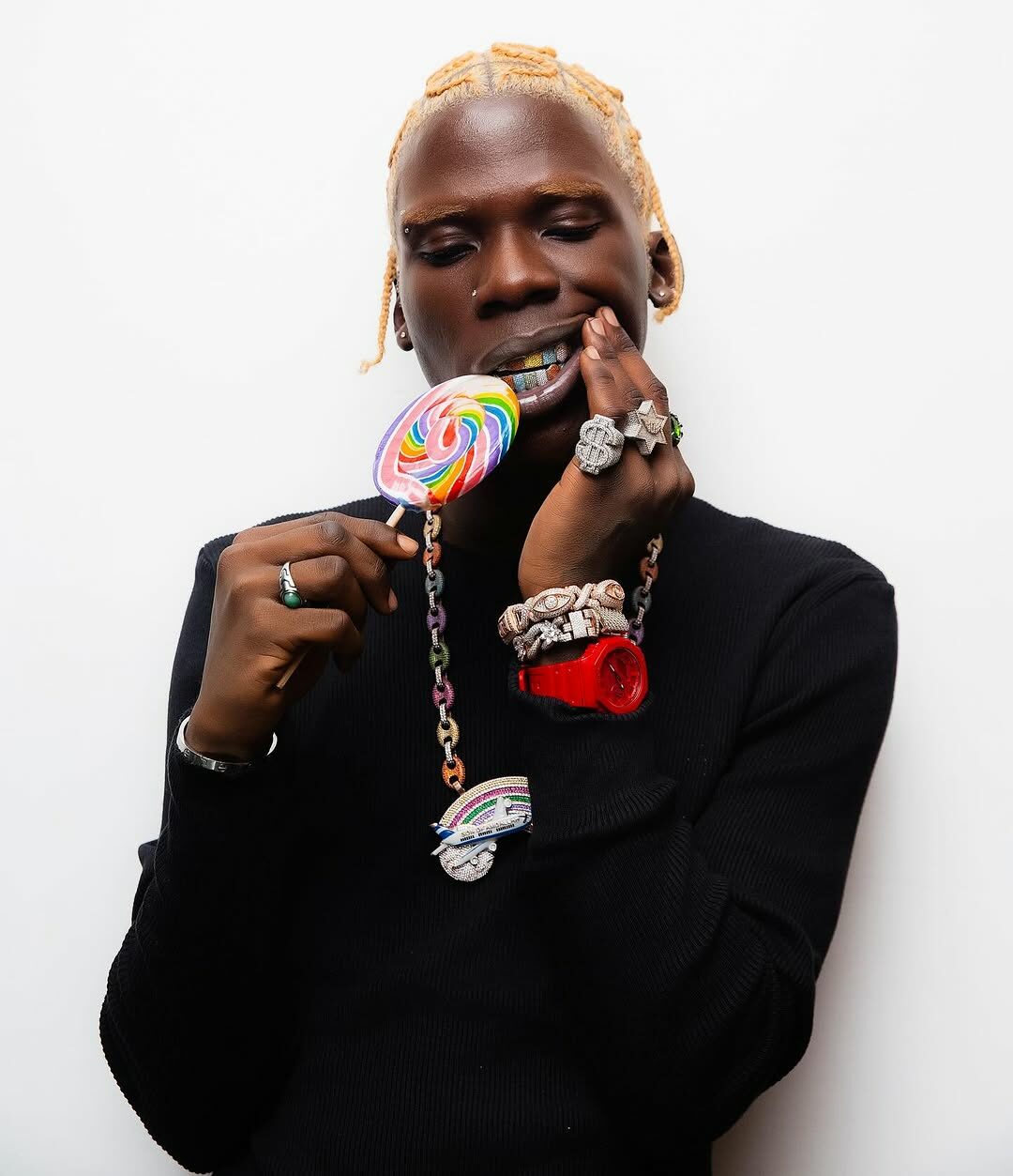 Seyi Vibez Goes Blonde & Bold with a Fresh Look for 2025 | See Photos | BellaNaija