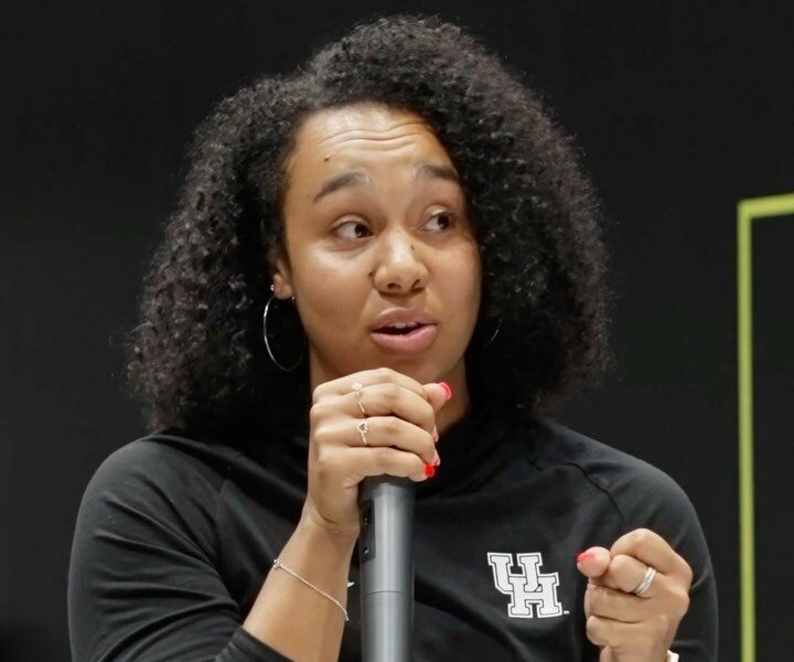 Autumn Lockwood Makes NFL History as First Black Woman Coach to Win a ...