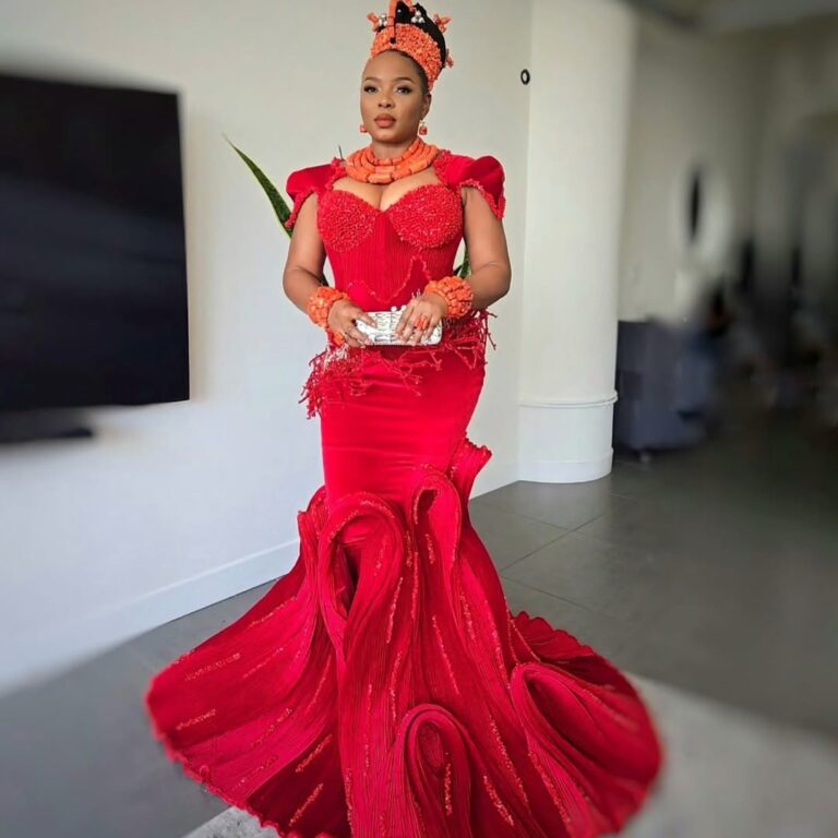 Did Yemi Alade Just Bring African Royalty to the Grammys? Absolutely ...