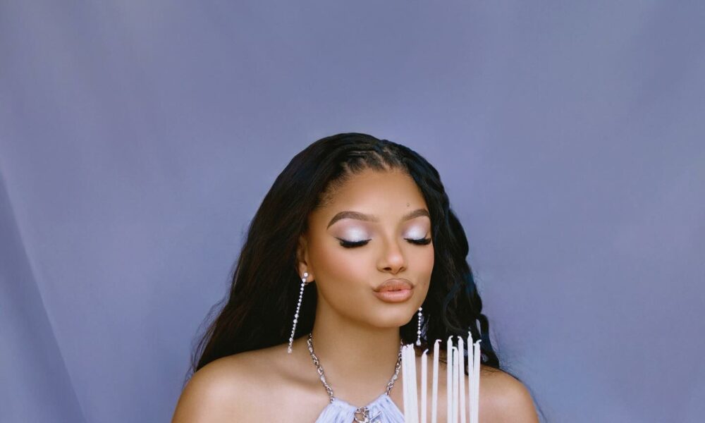 Halle Bailey Turns 25 with Cake, Cuteness & a Whole Lot of Love | See ...