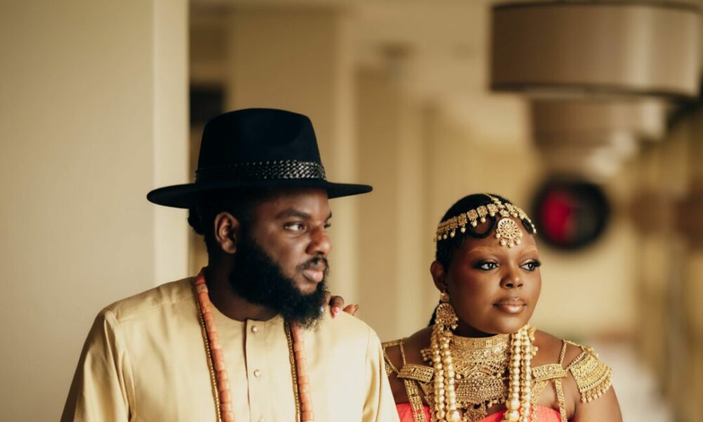 Tsitse and Tofa Met in Church - Enjoy Their Itsekiri-Yoruba Wedding ...