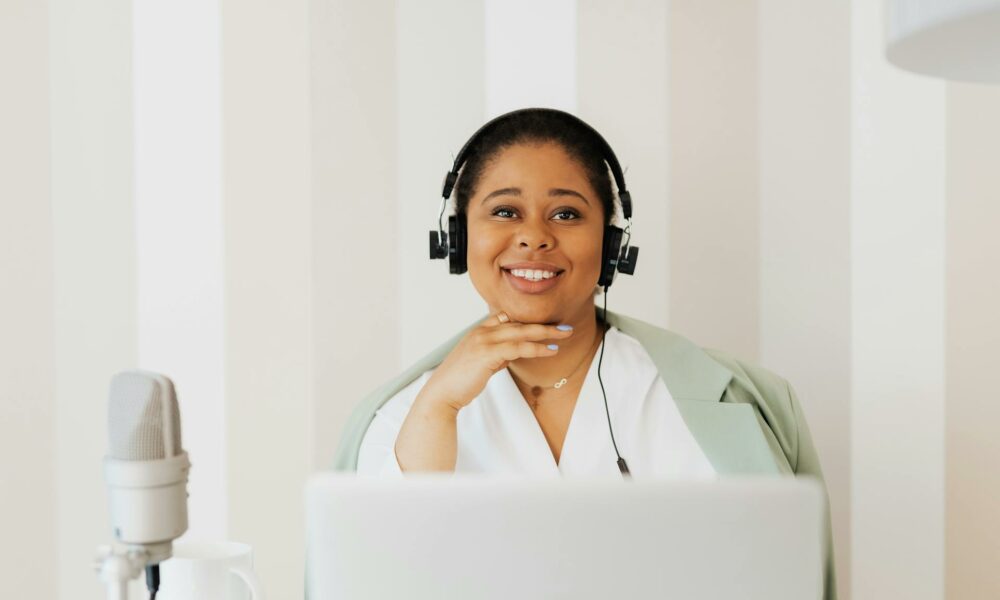 From Unmuted Mics to Screen Shares—These Embarrassing Work Moments Are ...