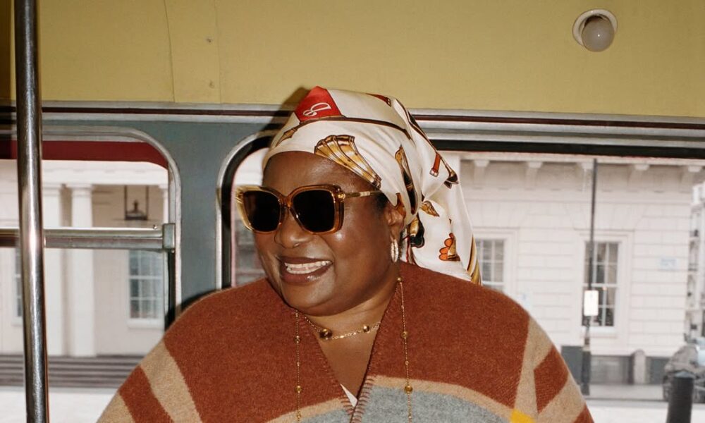TikTok’s “London Bus Aunty” Bemi Orojuogun Stars in Burberry’s Back to the City Campaign ...
